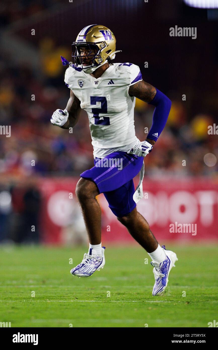 Washington Huskies wide receiver Ja'Lynn Polk (2) runs a route during ...