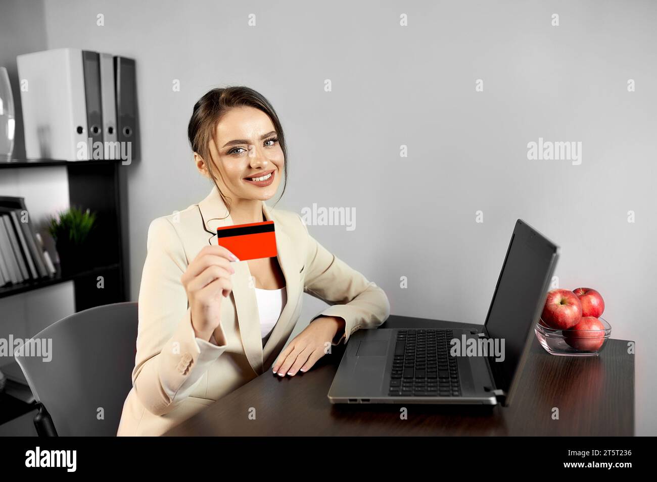 Donation e banking hi-res stock photography and images - Alamy