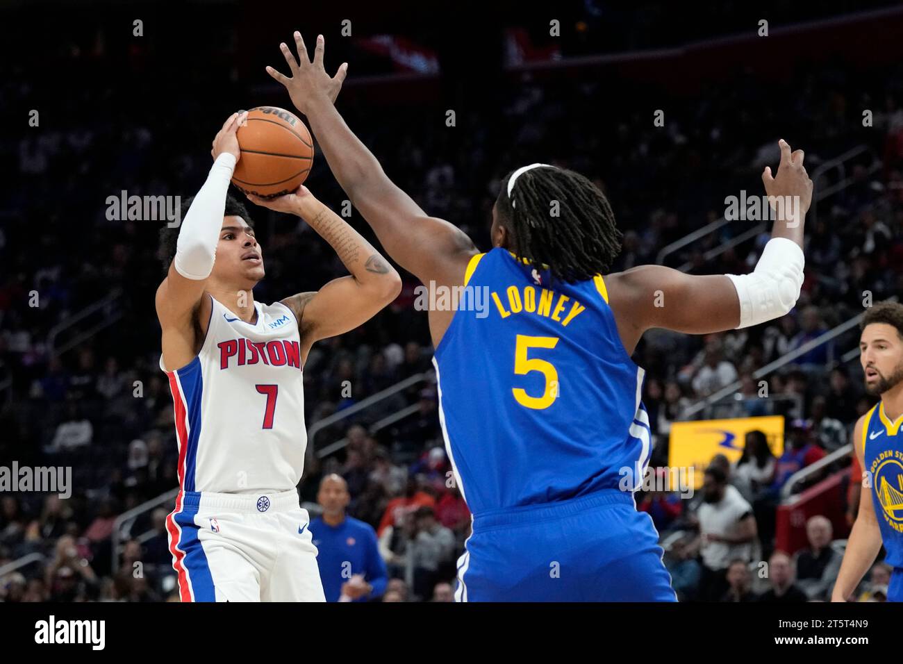 Detroit Pistons guard Killian Hayes (7) is defended by Golden State ...