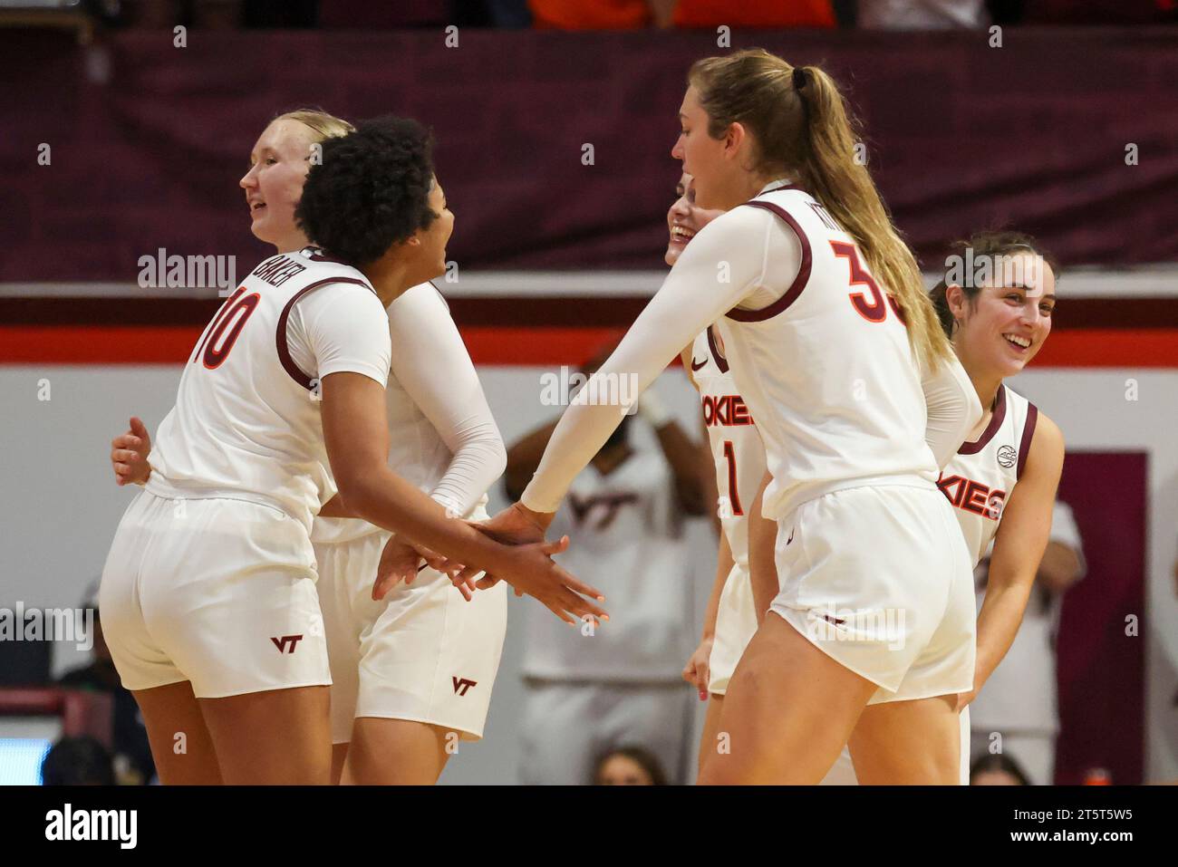 November 6, 2023: Virginia Tech Hokies center Elizabeth Kitley (33 ...