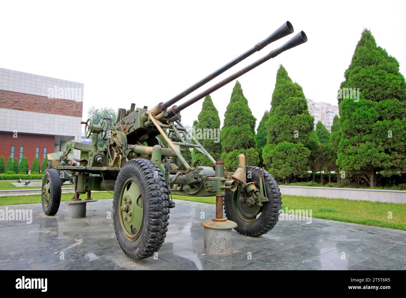 double tube of anti-aircraft guns in north China military martyrs ...