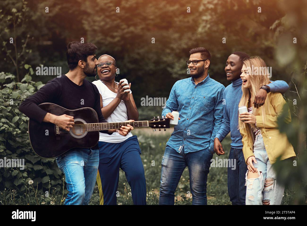 Young multiethnic women man singing hi-res stock photography and images ...