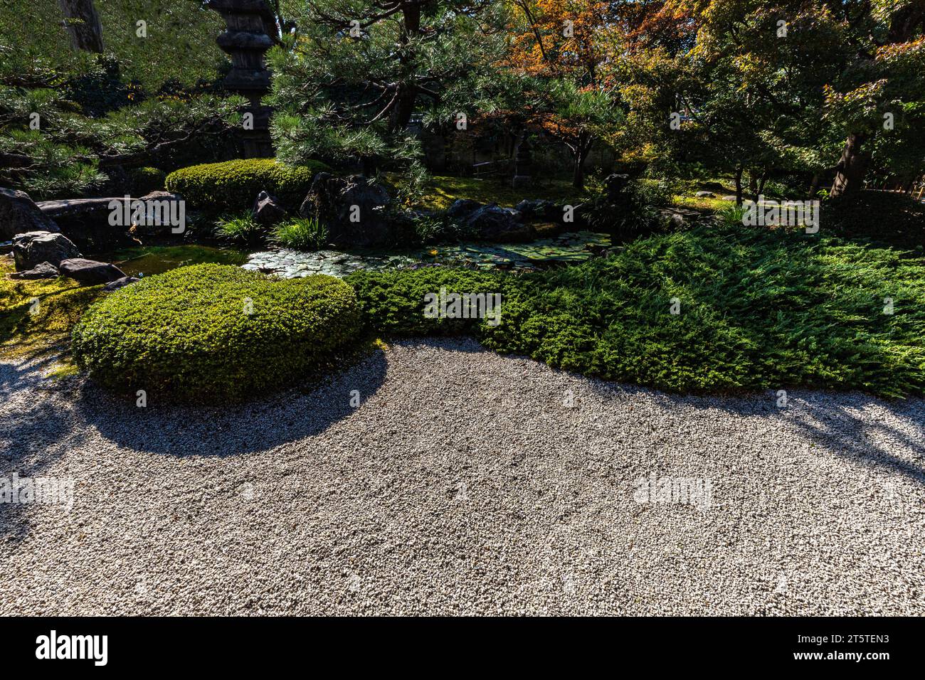 Shoden Eigan-in Garden - Shoden Eigen-in is a sub-temple of Kennin-ji ...