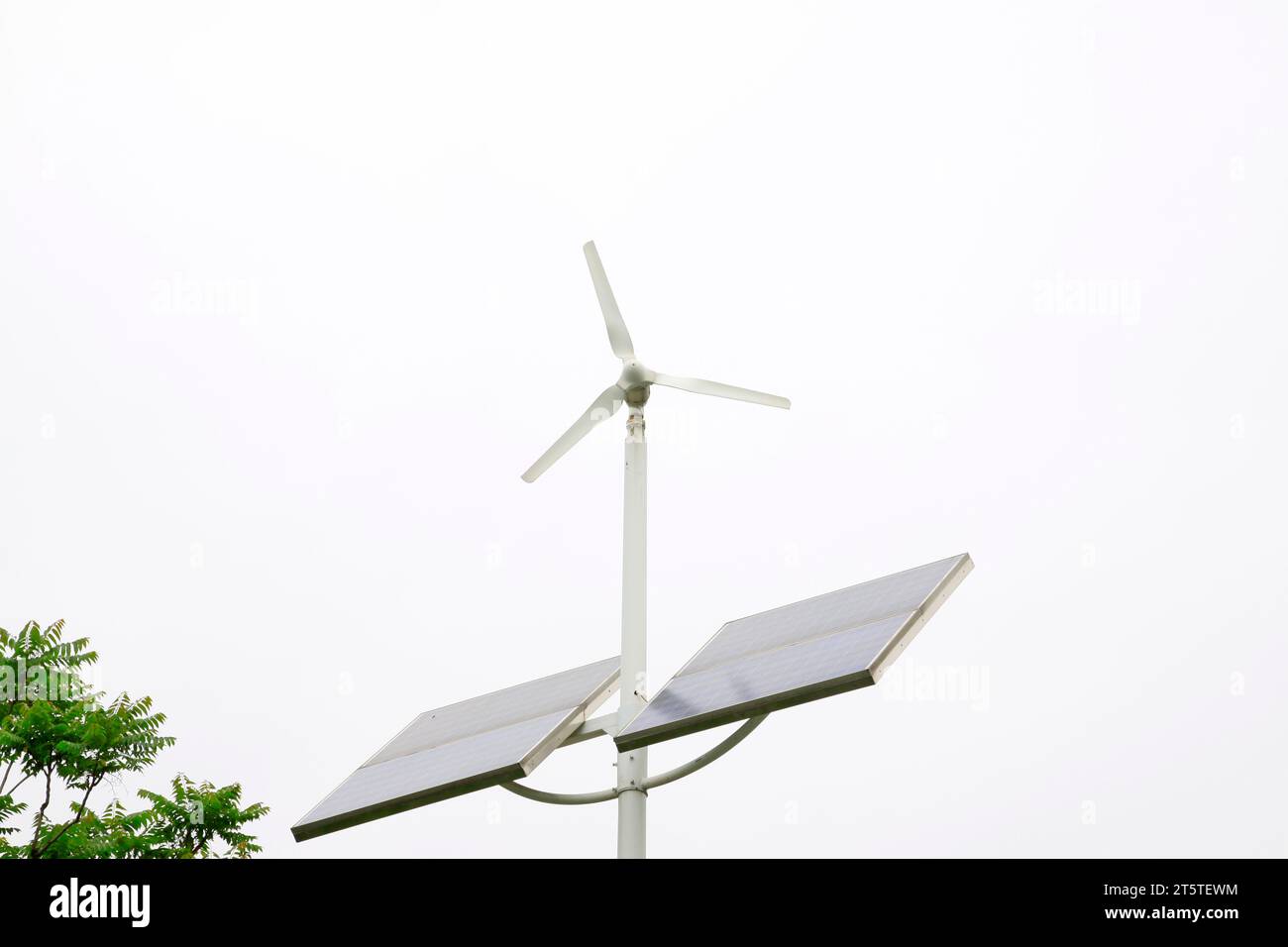 Solar panel arrangement hi-res stock photography and images - Alamy