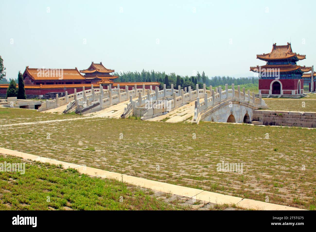 Chinese ancient architectural landscape in Eastern Royal Tombs of the ...