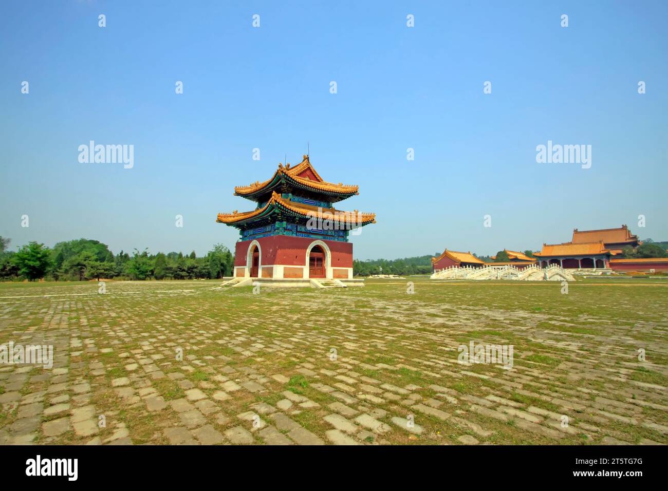Chinese ancient architectural landscape in Eastern Royal Tombs of the ...