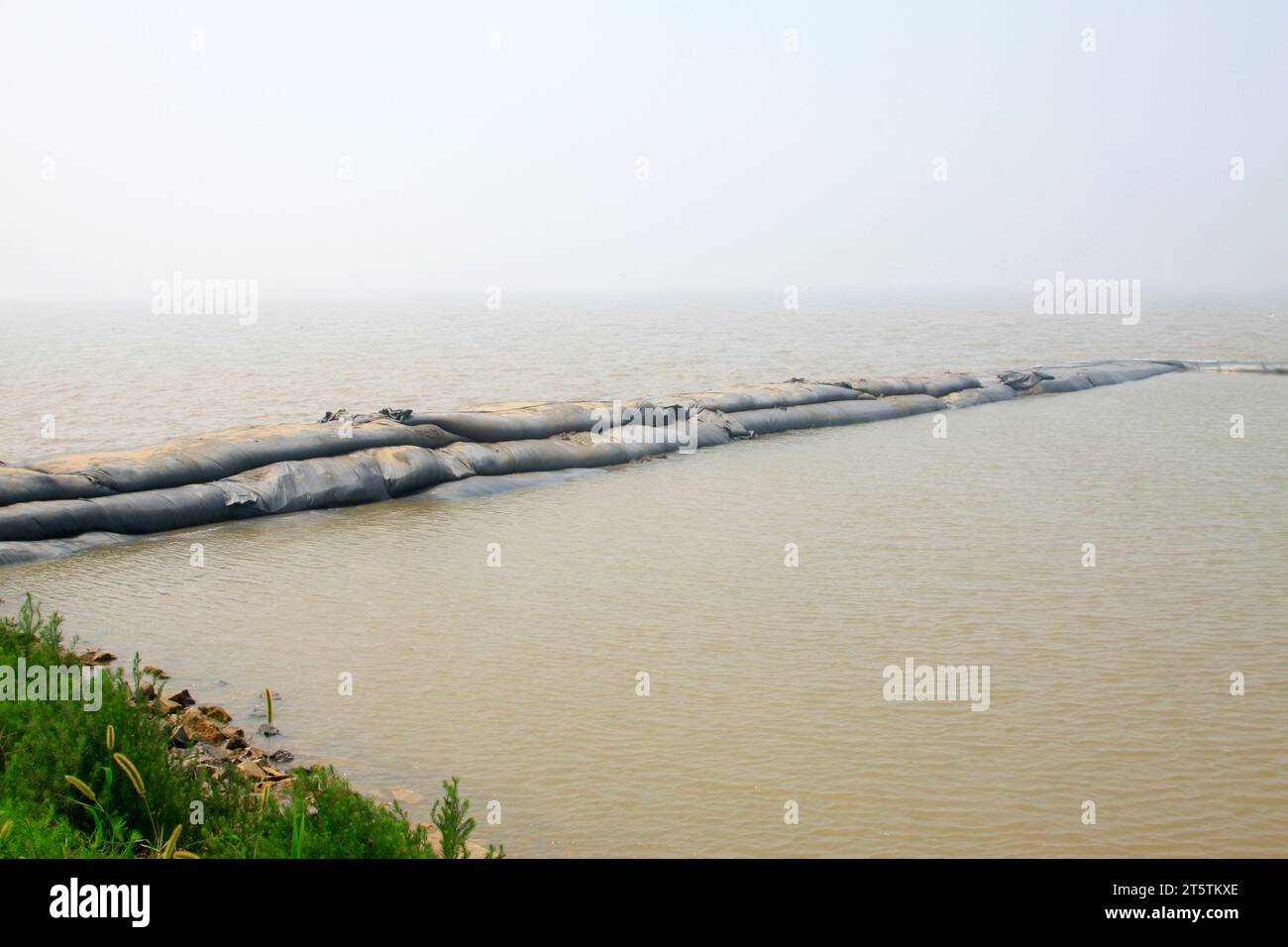 Artificial breakwaters hi-res stock photography and images - Alamy