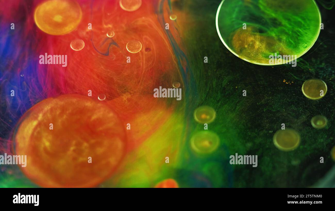 Color ink water oil bubble mist texture circles Stock Photo - Alamy
