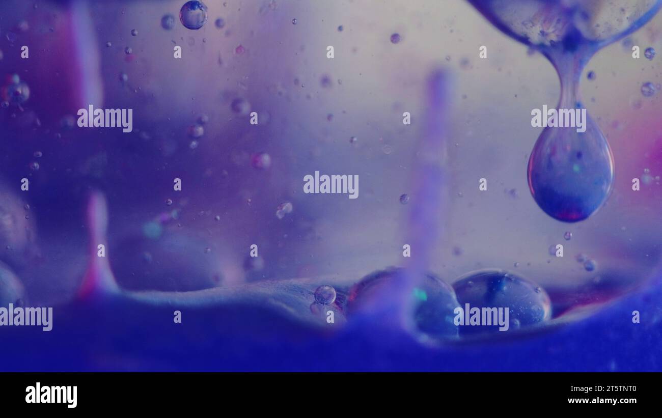 Bubble fluid oil texture paint hi-res stock photography and images - Alamy