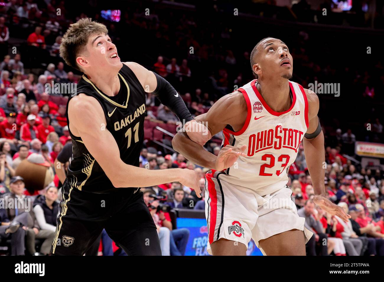 Columbus, Ohio, USA. 6th Nov, 2023. Oakland Golden Grizzlies guard ...