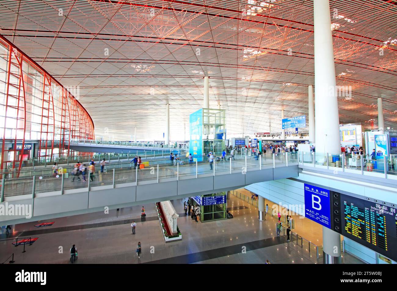 Beijing Capital International Airport T3 terminal channel and column ...