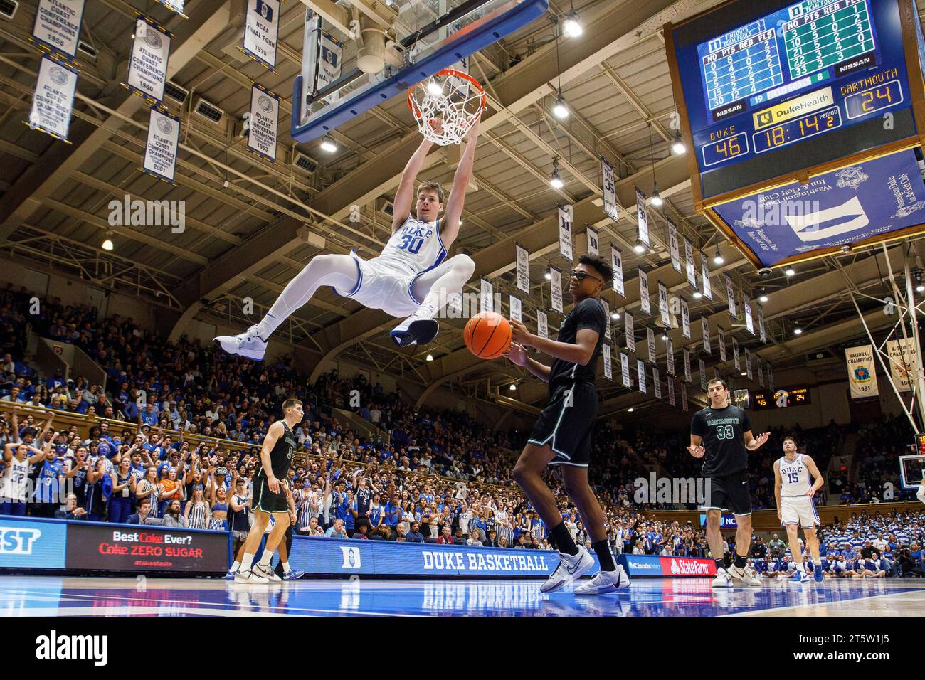 Duke's Kyle Filipowski (30) dunks during the second half of an NCAA ...