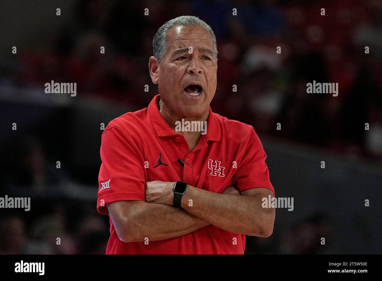 Houston head coach Kelvin Sampson reacts to a call during the second ...