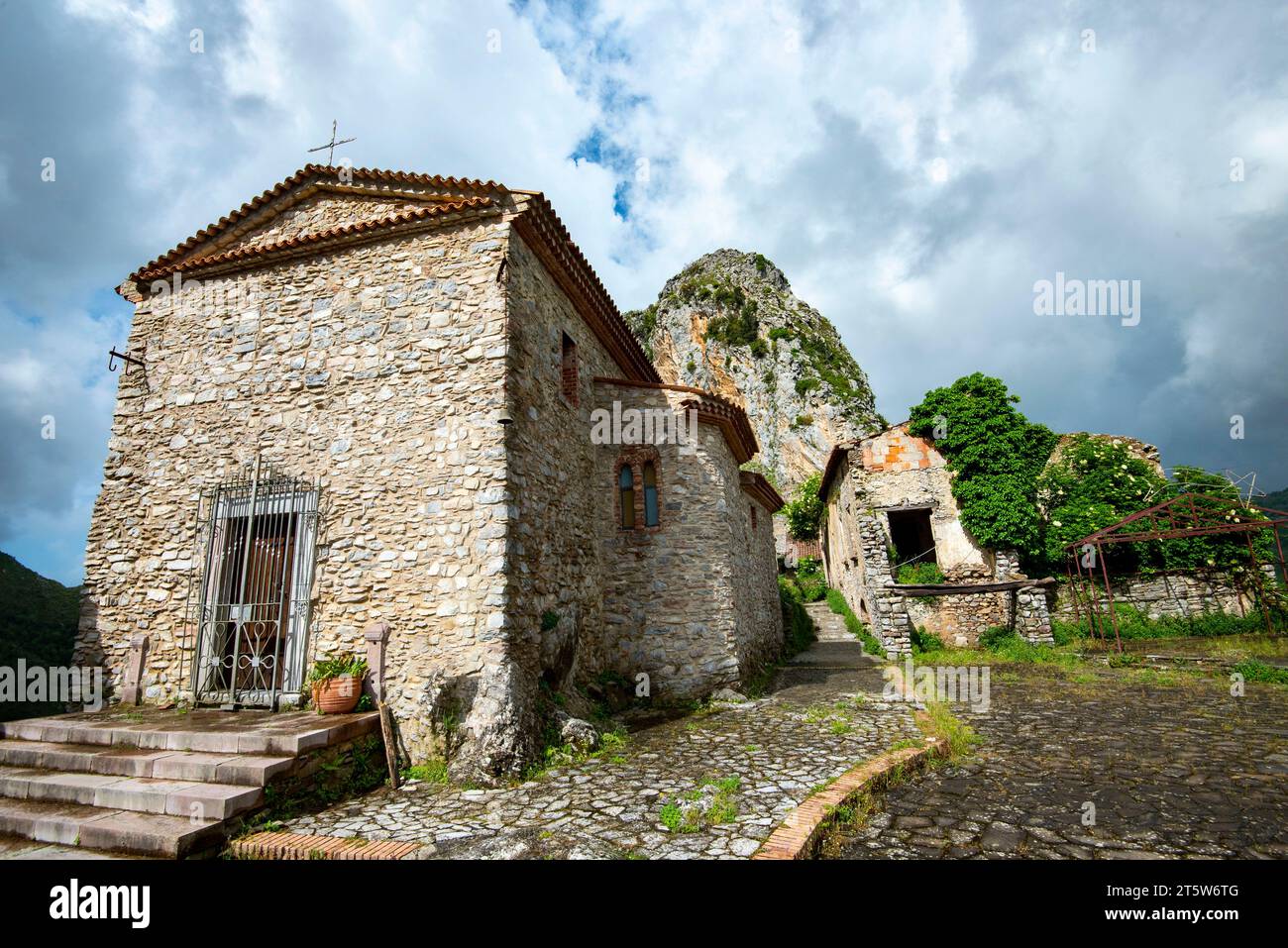 Medieval Village of San Severino di Centola - Italy Stock Photo - Alamy