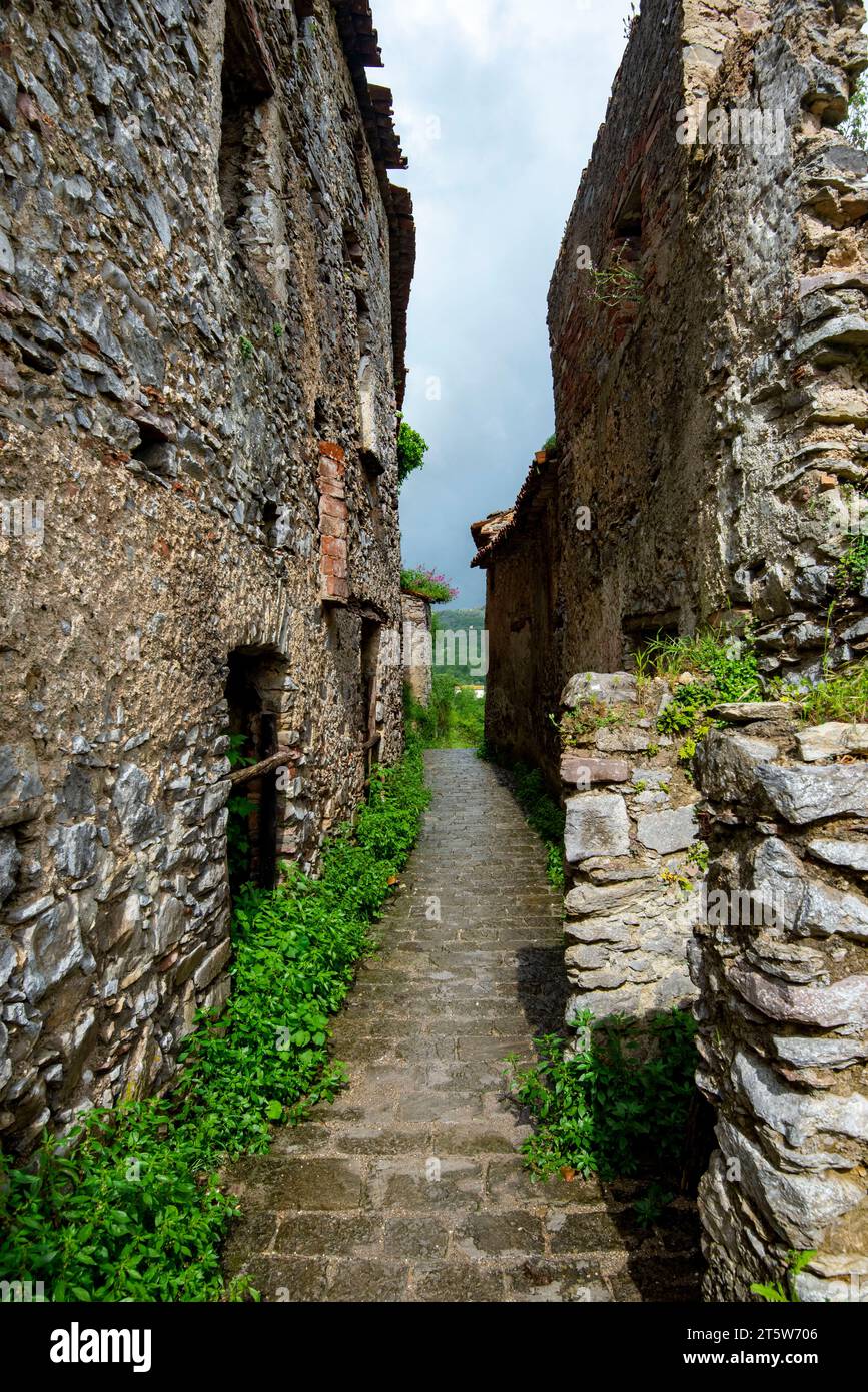 Medieval Village of San Severino di Centola - Italy Stock Photo - Alamy