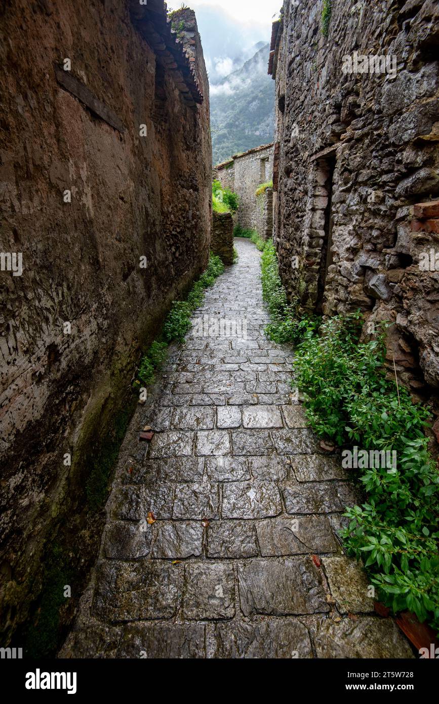 Medieval Village of San Severino di Centola - Italy Stock Photo - Alamy