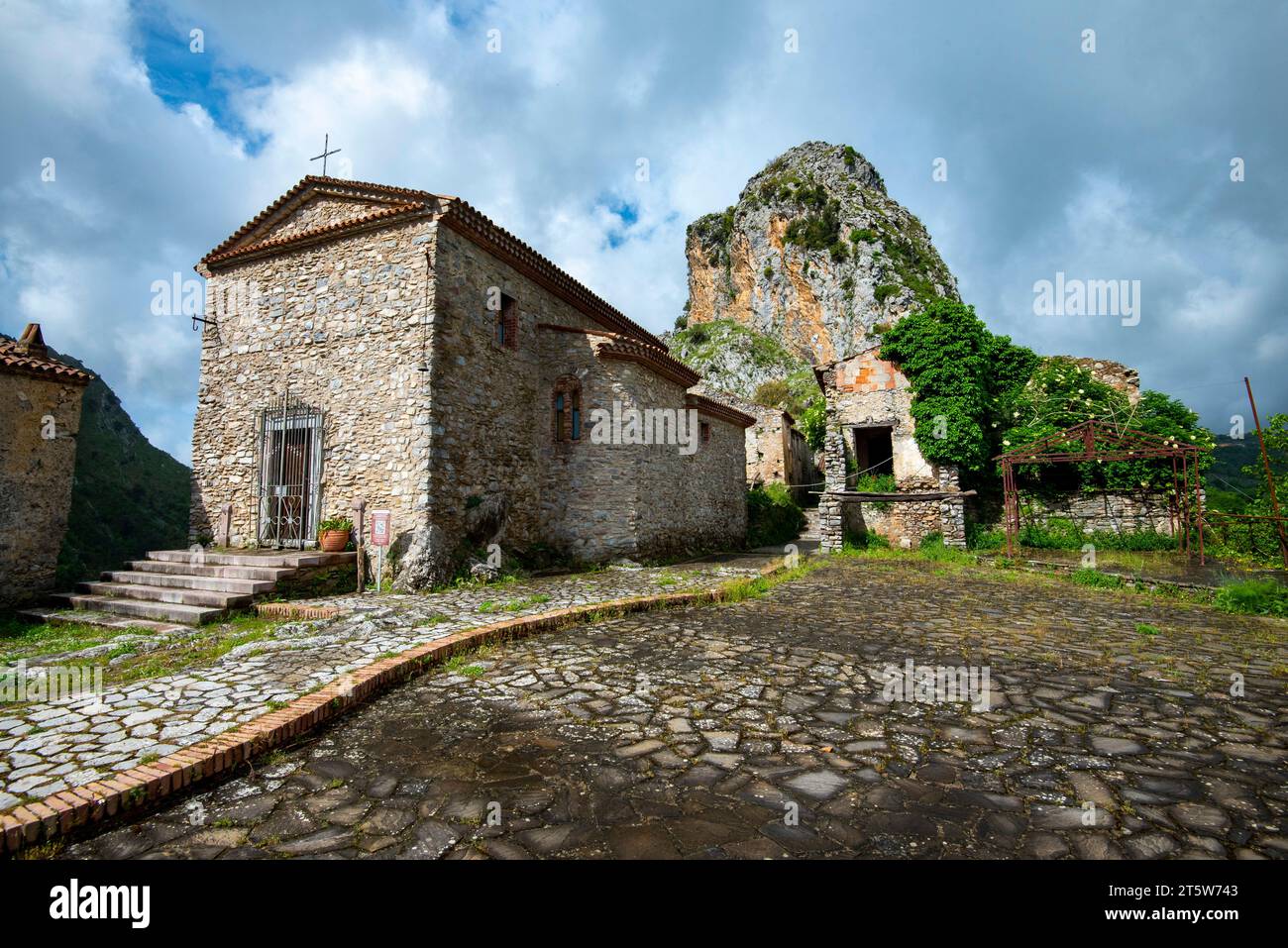 Medieval Village of San Severino di Centola - Italy Stock Photo - Alamy