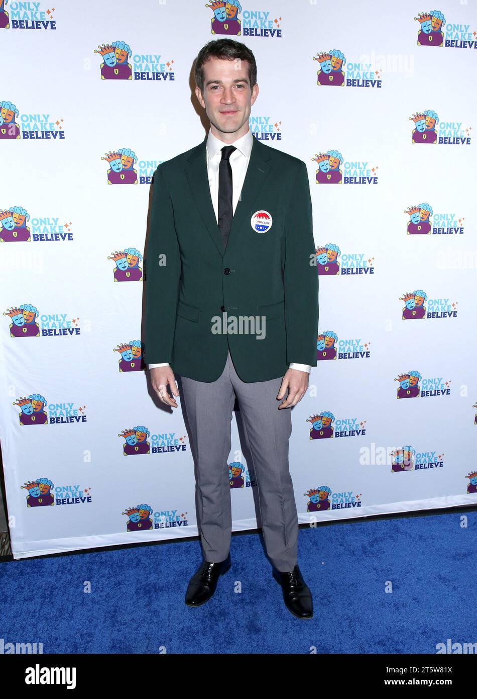 A j shively hi-res stock photography and images - Alamy