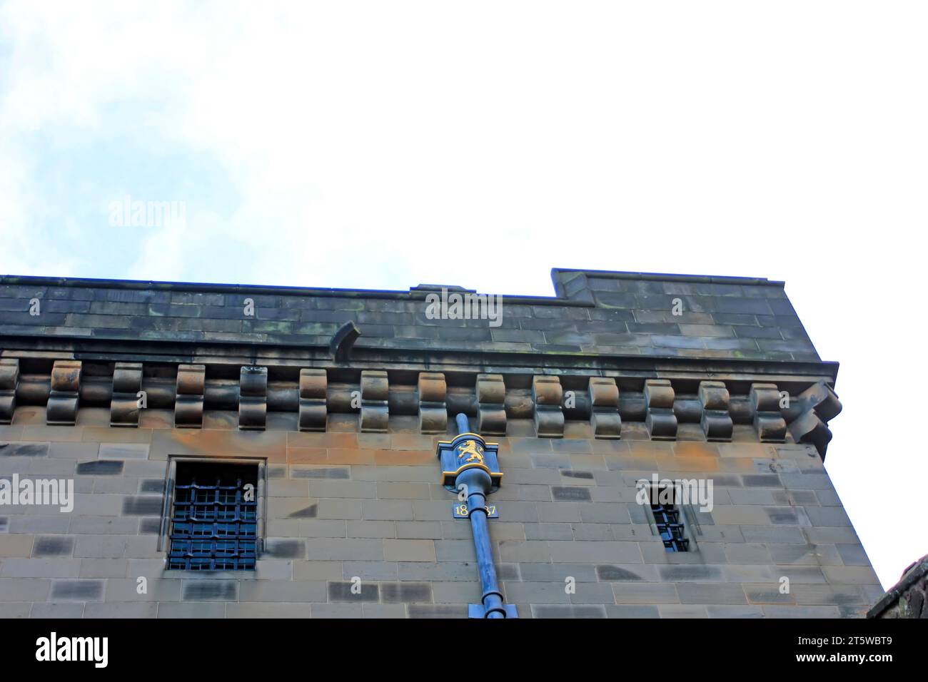 Edinburgh castle walls, Edinburgh, UK Stock Photo - Alamy