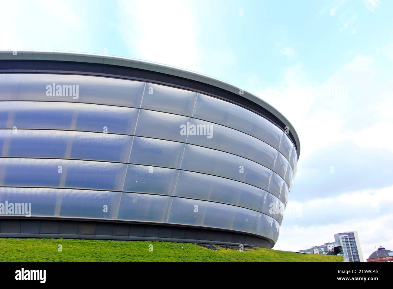 Circular glass walls hi-res stock photography and images - Alamy