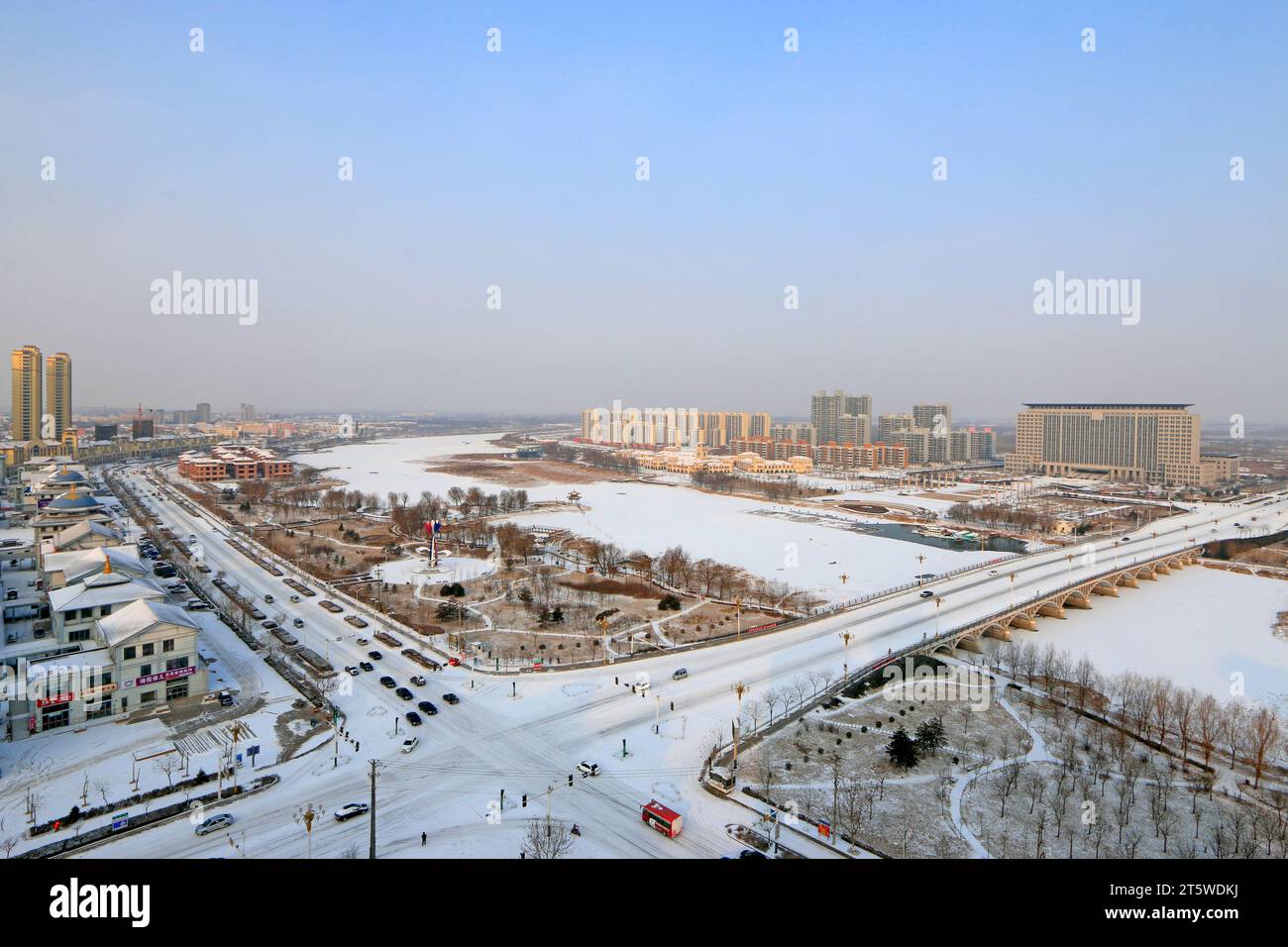 urban snow scene Stock Photo - Alamy