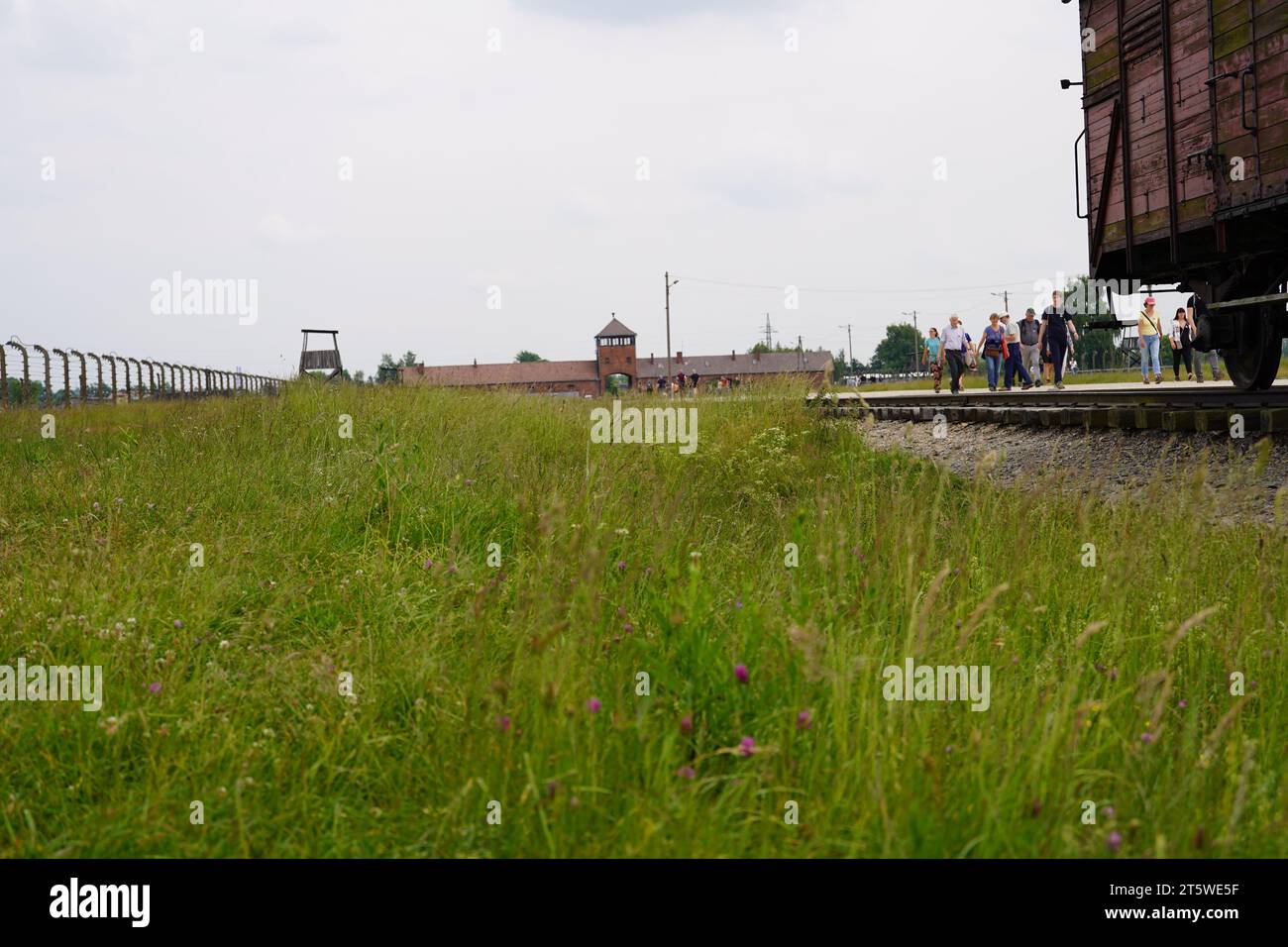 Aschwitz gate hi-res stock photography and images - Alamy