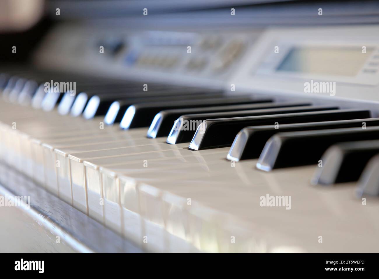 Electric piano keys Stock Photo - Alamy