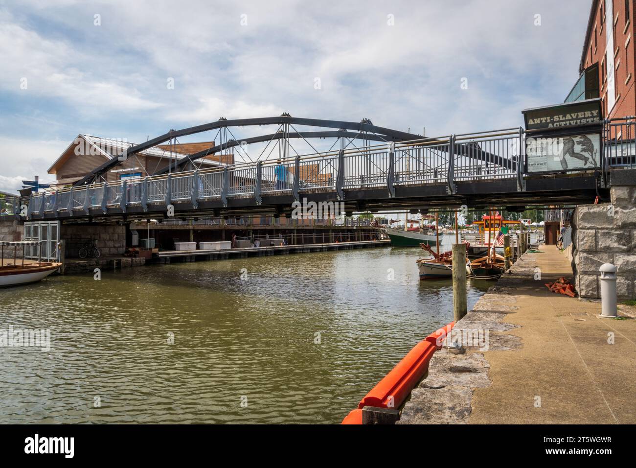Buffalo waterfront landscapes hi-res stock photography and images - Alamy