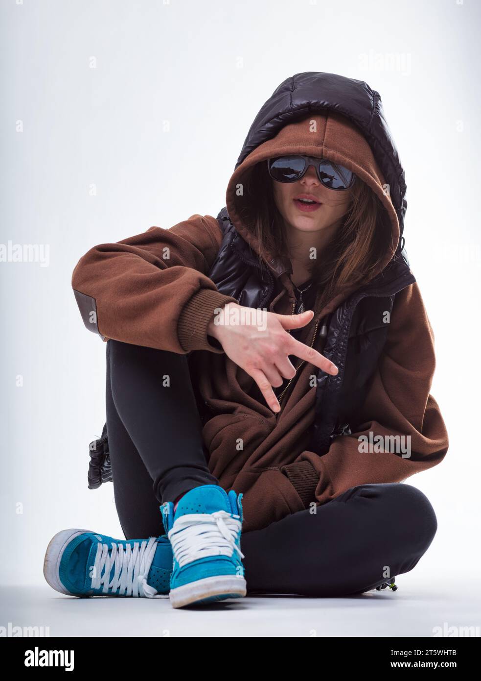 Young female face obscured hi-res stock photography and images - Alamy