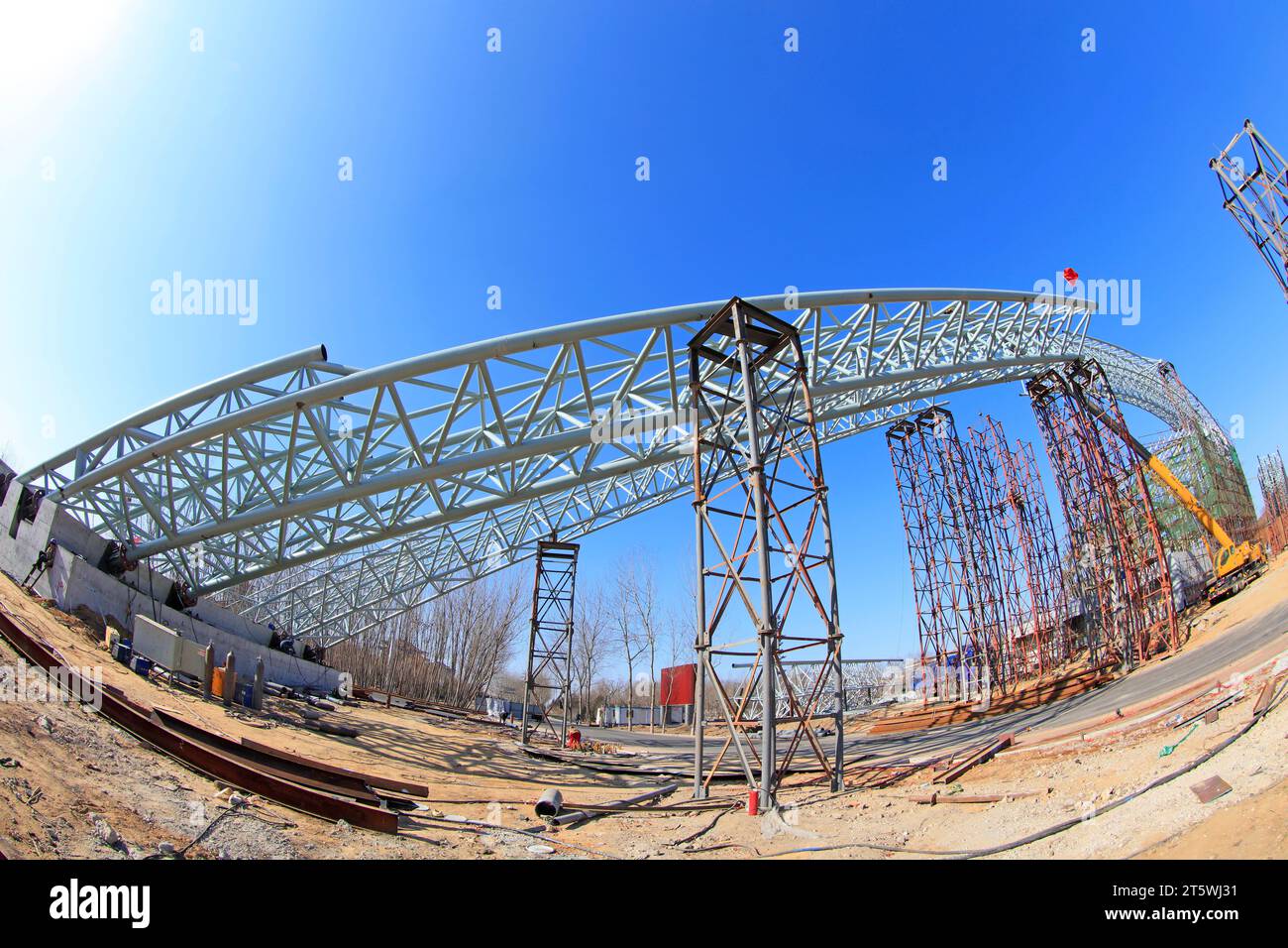 steel pipe truss Stock Photo - Alamy