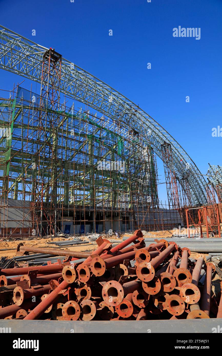 steel pipe truss Stock Photo - Alamy