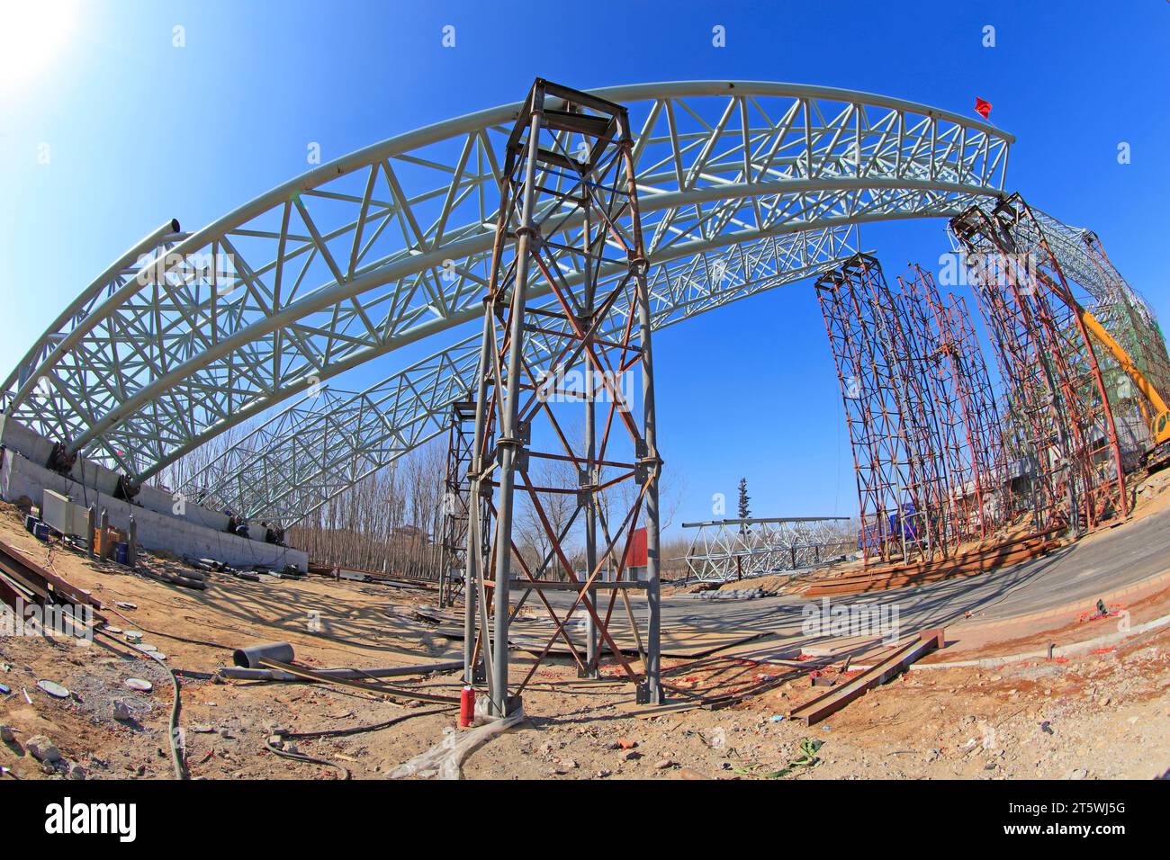 steel pipe truss Stock Photo - Alamy