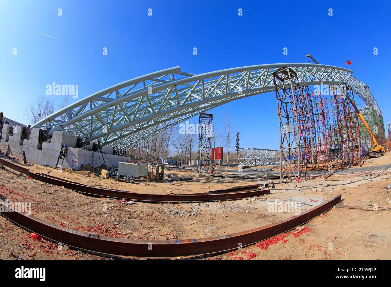 steel pipe truss Stock Photo - Alamy