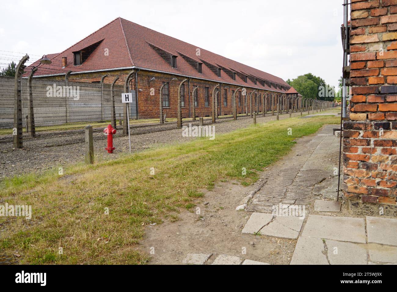 Aschwitz gate hi-res stock photography and images - Alamy