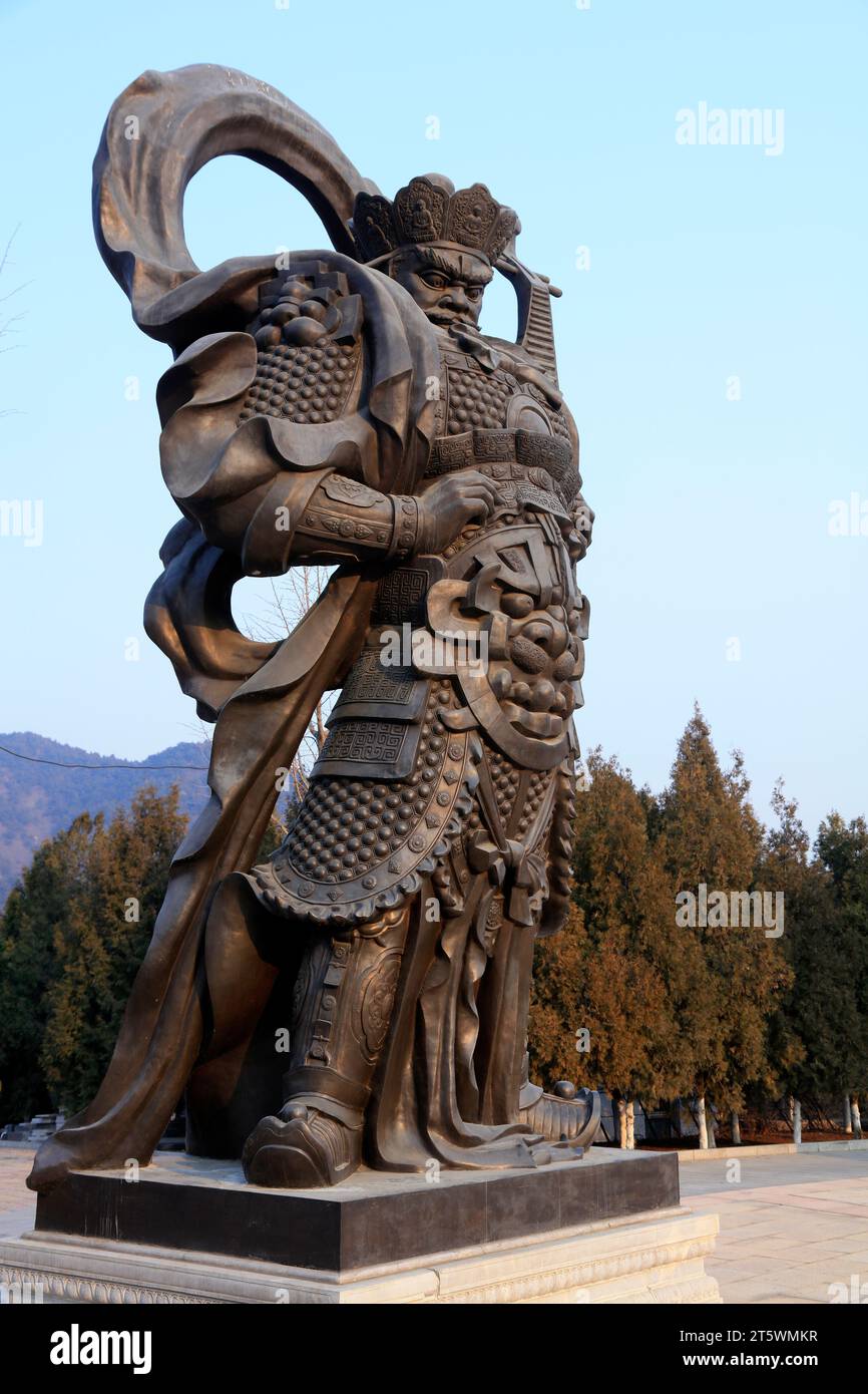 Ancient Chinese Temple sculpture Stock Photo - Alamy