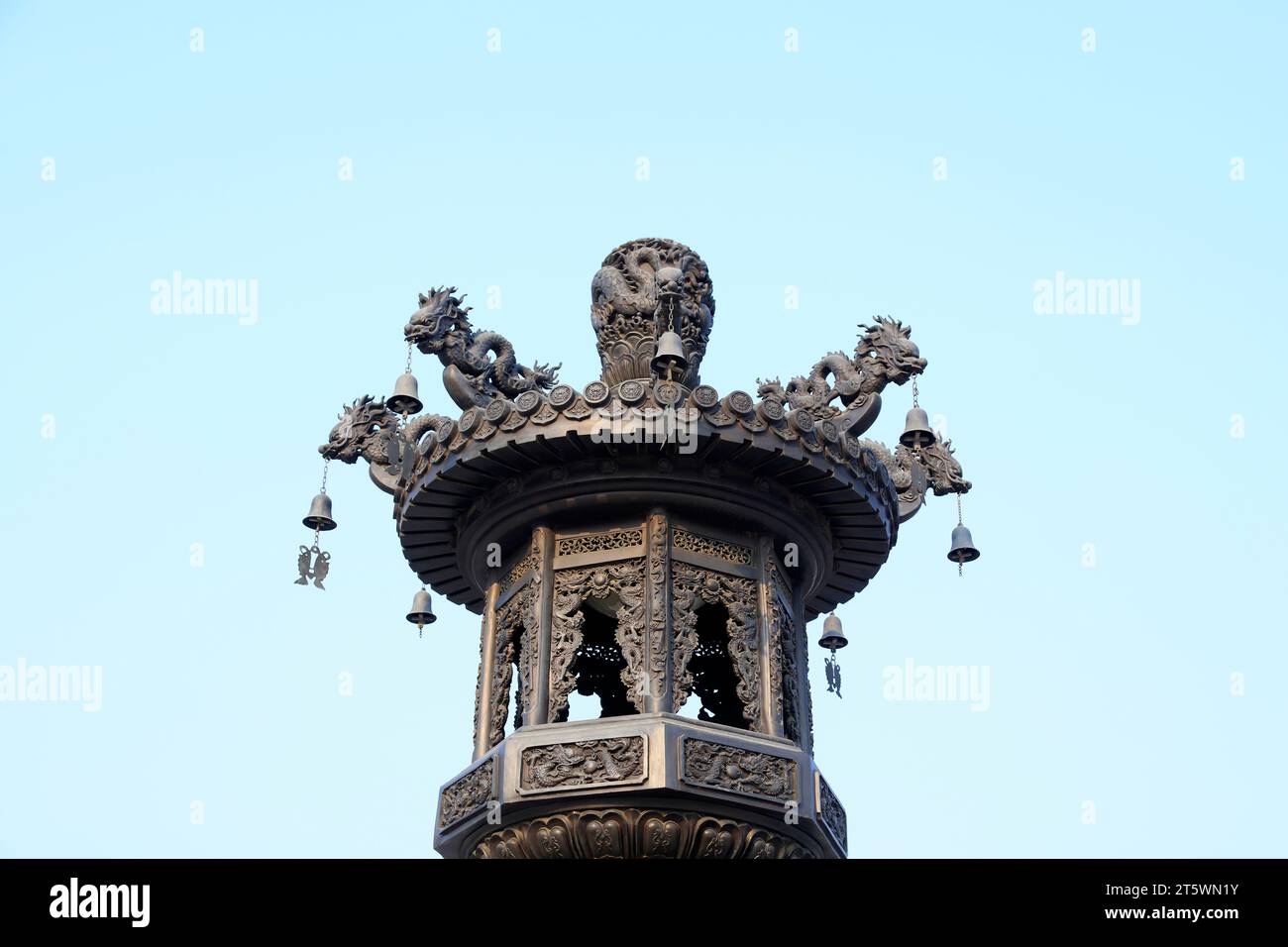 Chinese incense burner hi-res stock photography and images - Alamy