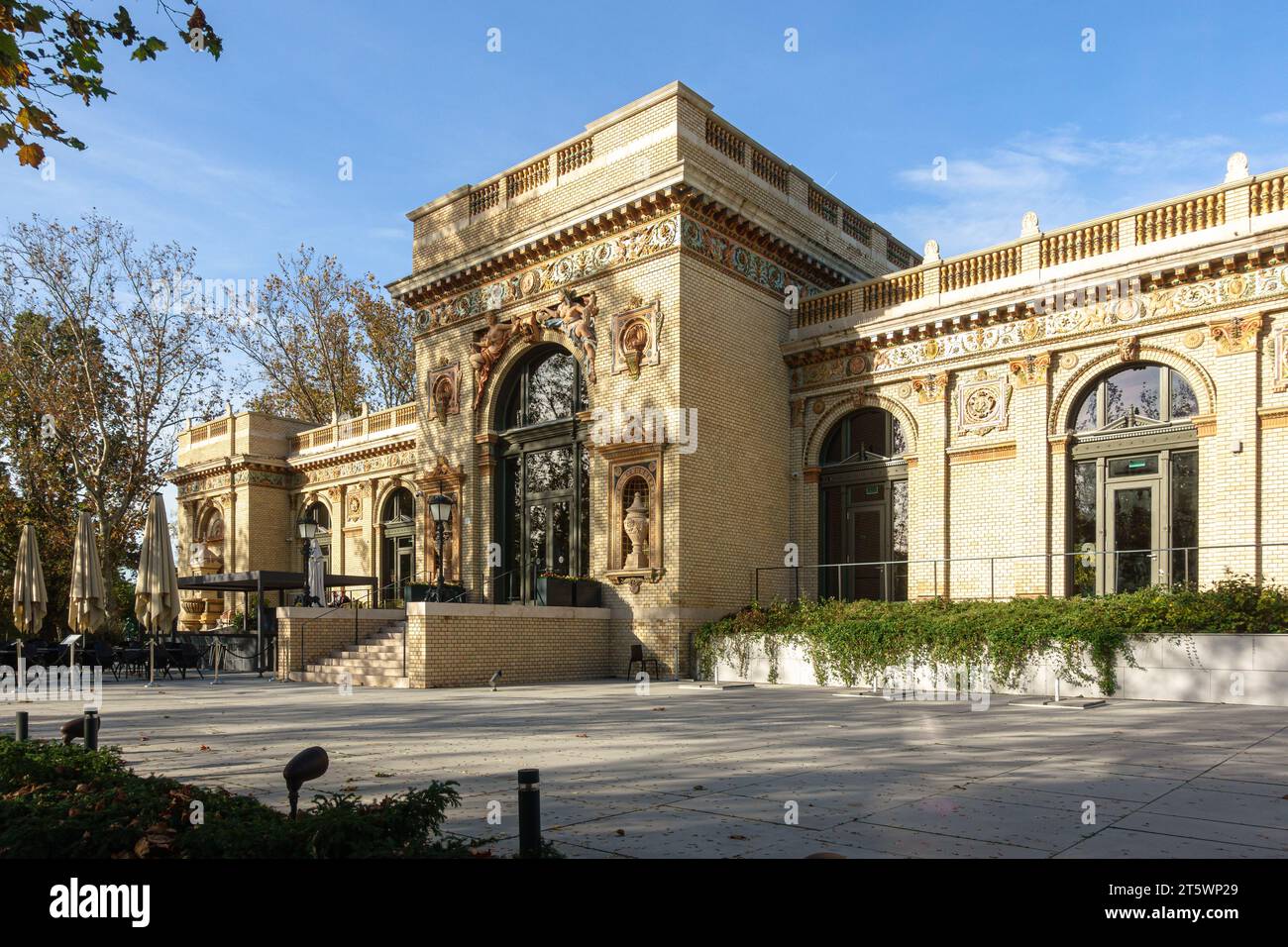 The House of the Hungarian Millenium / Millennium Haza in Budapest City ...