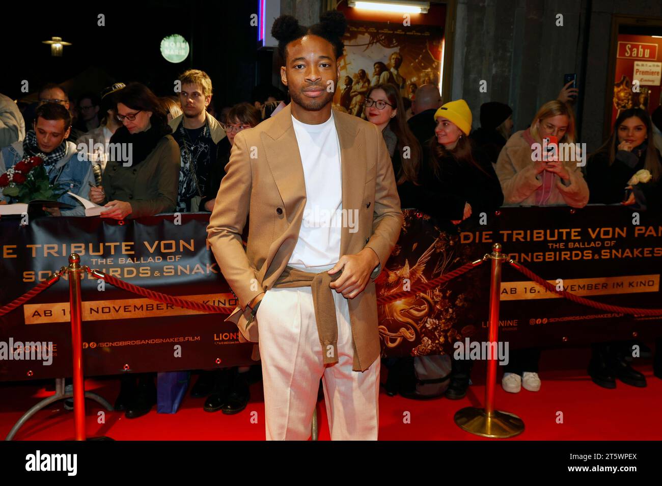 Dimitri Abold bei der Premiere des Kinofilms Die Tribute von Panem ...