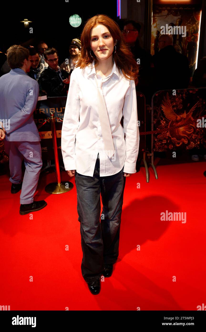 Irene Böhm bei der Premiere des Kinofilms Die Tribute von Panem - The ...