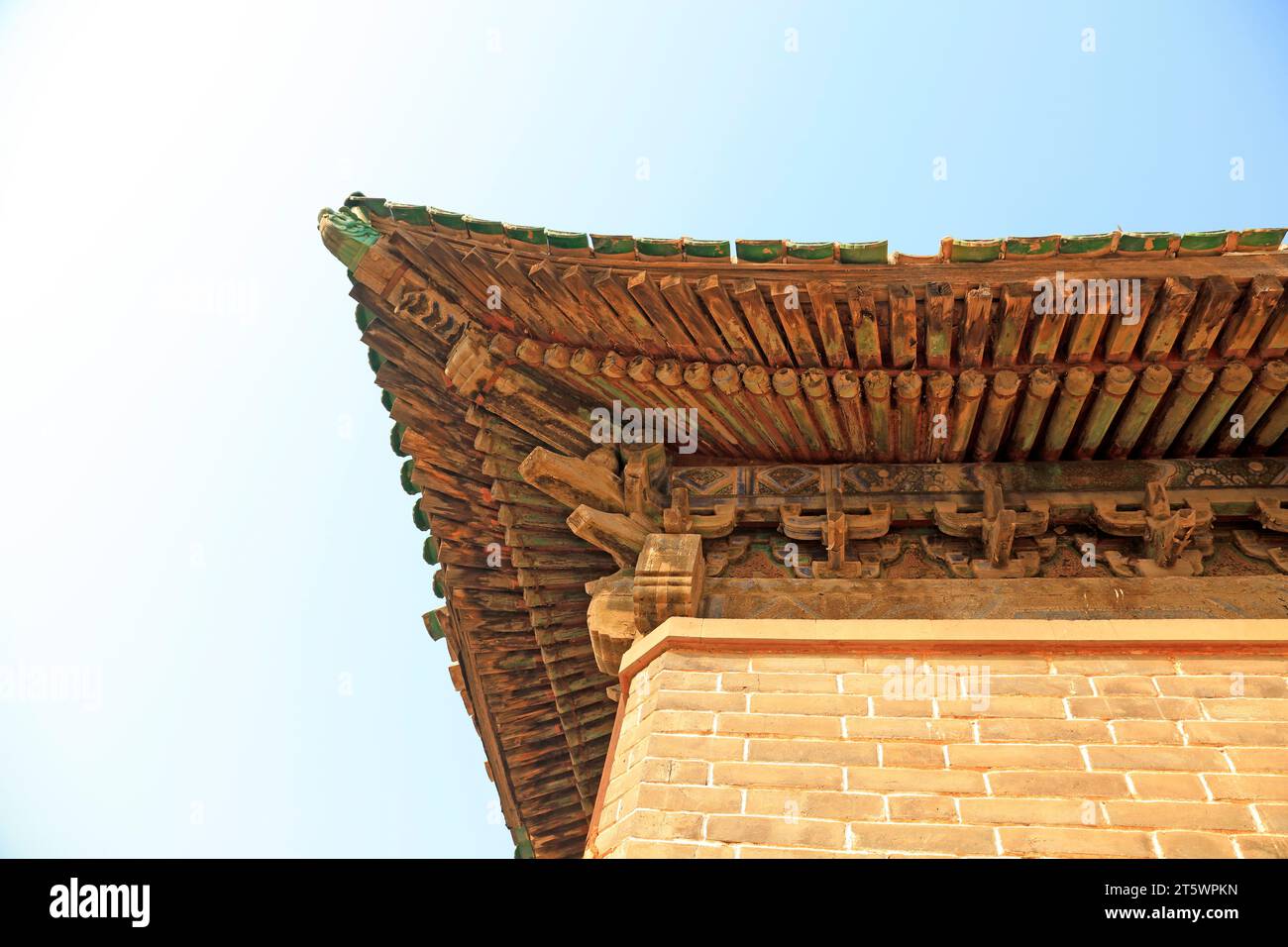 Ancient Chinese traditional architecture Stock Photo - Alamy