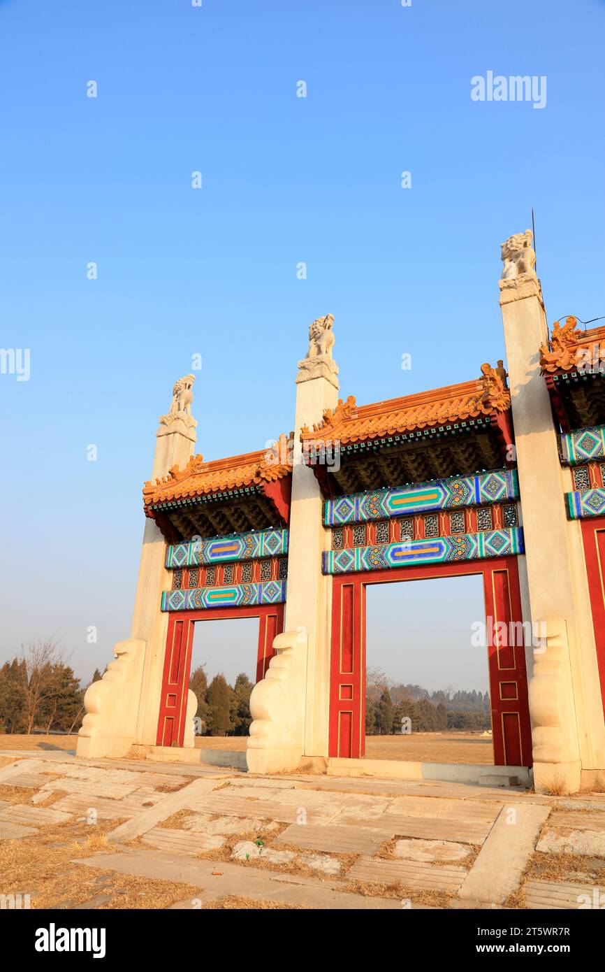 Ancient Chinese traditional architecture Stock Photo - Alamy