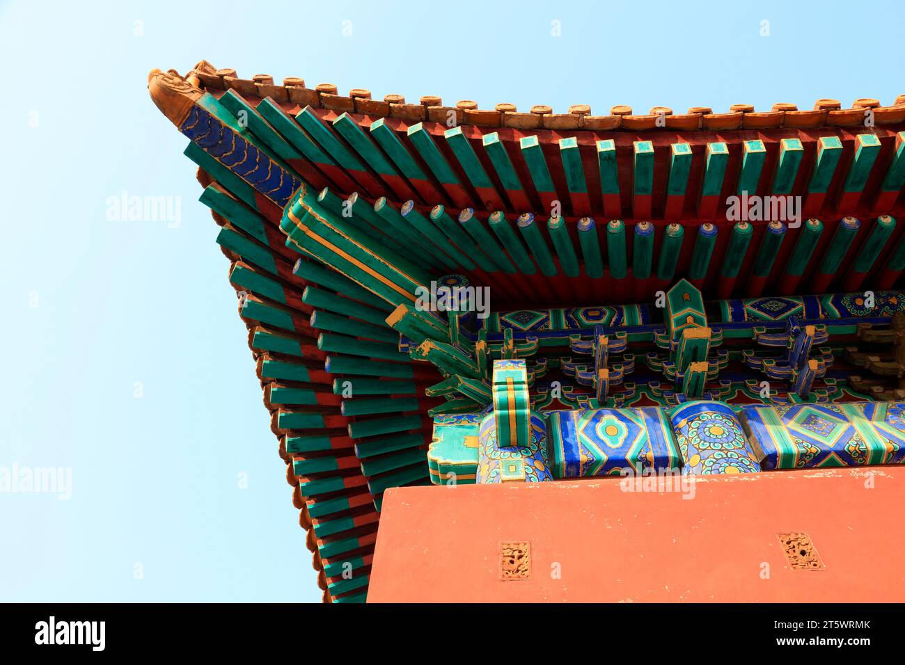 Ancient Chinese traditional architecture Stock Photo - Alamy