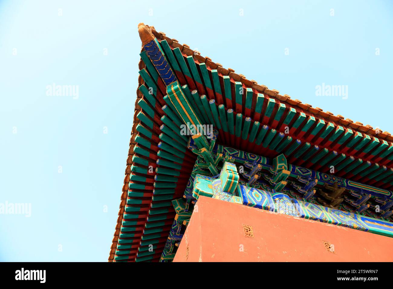 Ancient Chinese traditional architecture Stock Photo - Alamy