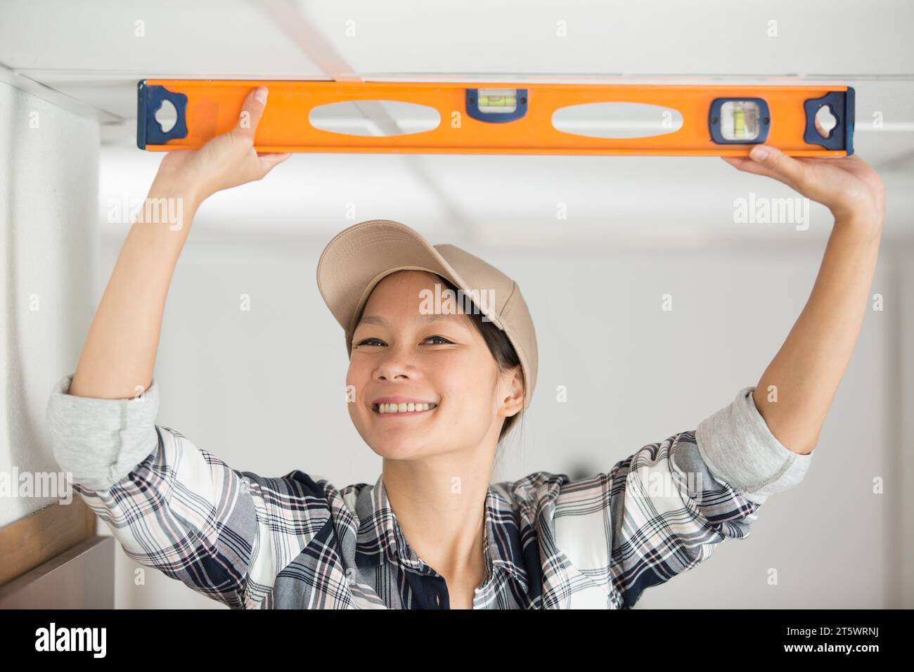 Ceiling leveling hi-res stock photography and images - Alamy