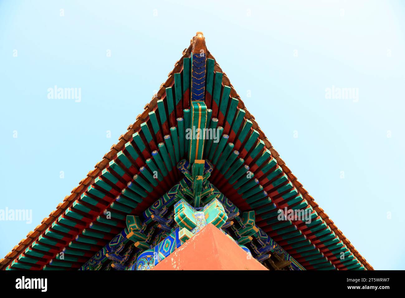 Ancient Chinese traditional architecture Stock Photo - Alamy