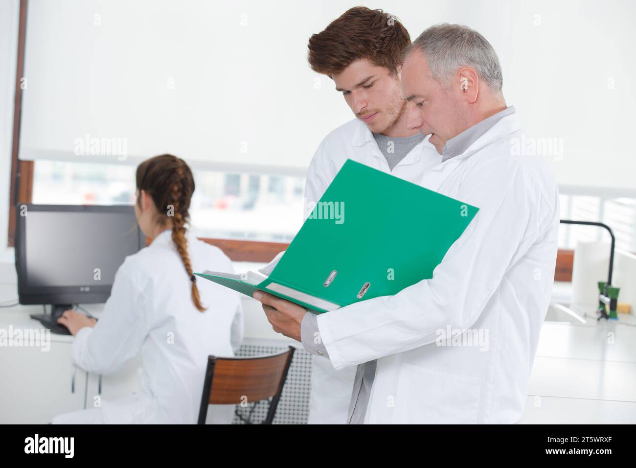 Two young students scientists hi-res stock photography and images - Alamy