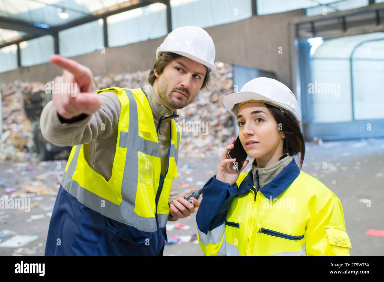 recycling workers in factory Stock Photo - Alamy