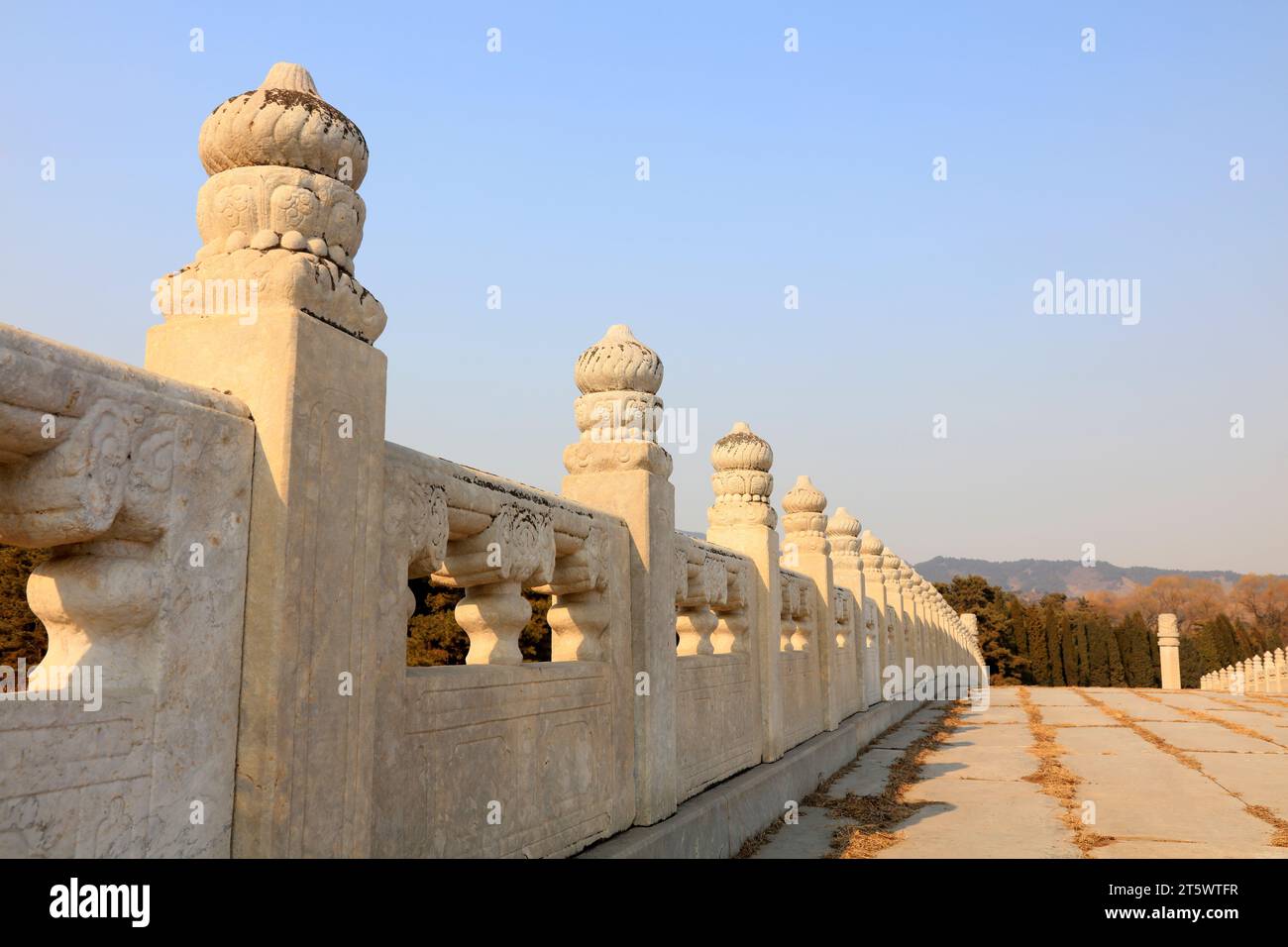 white marble railings arch bridge Stock Photo - Alamy