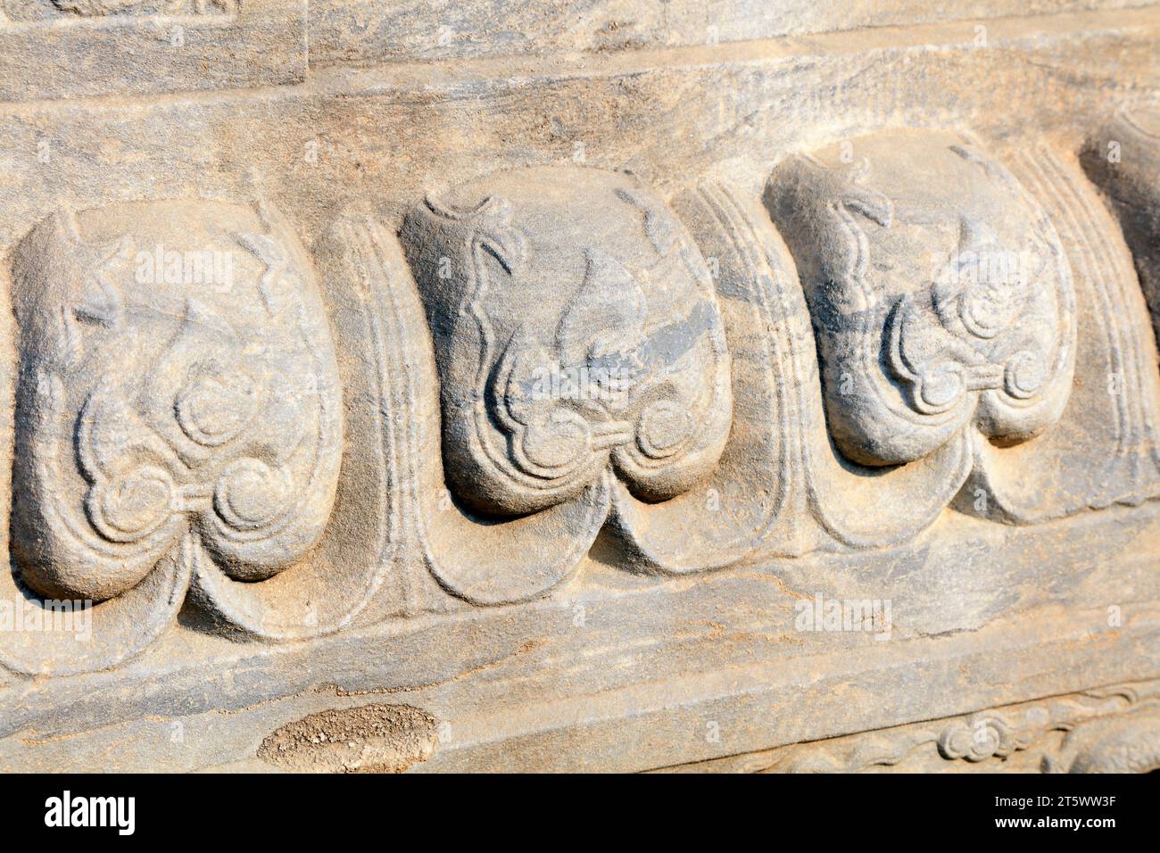 Chinese ancient stone carvings Stock Photo - Alamy