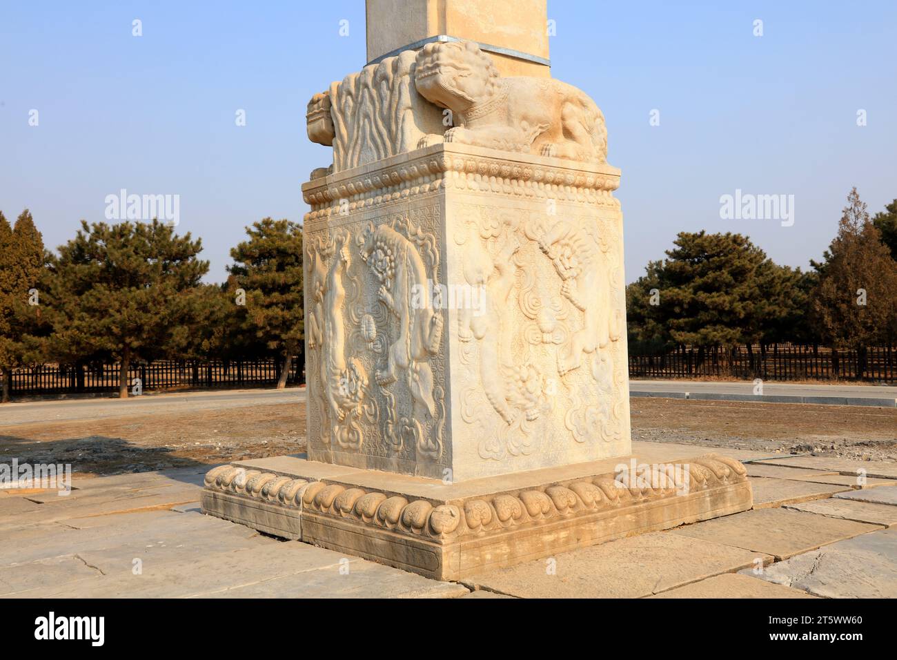 Chinese ancient stone carvings Stock Photo - Alamy